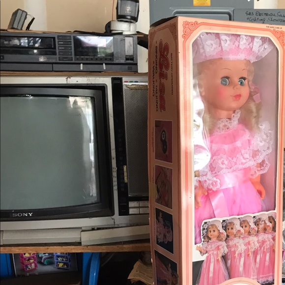 ozen | Toys | Rare Vintage Ozen Singing Lisa Doll | Poshmark